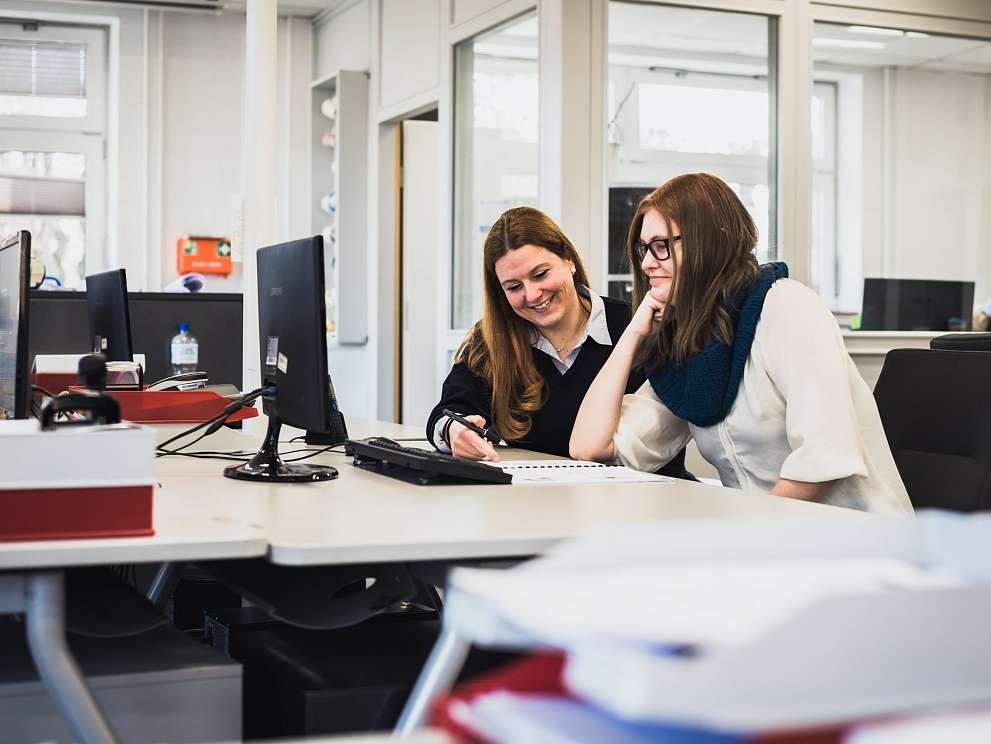 Wirtschaft, Verwaltung