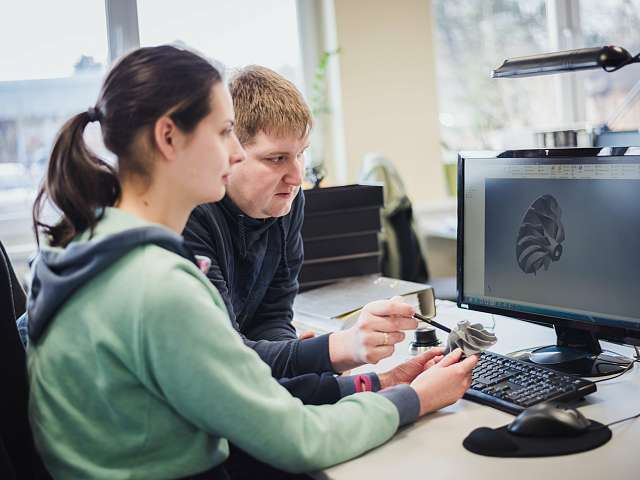 Technischer Produktdesigner und technische Produktdesignerin- Maschinen ...